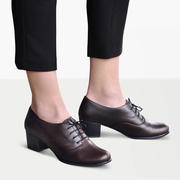 Julia Bo | Shoes | Juliabo Lancaster Oxford Pumps Sz 555 | Poshmark